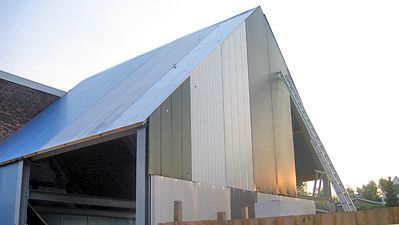 BVB Isolatiepanelen Zaltbommel: Tweede-keus-sandwichpanelen