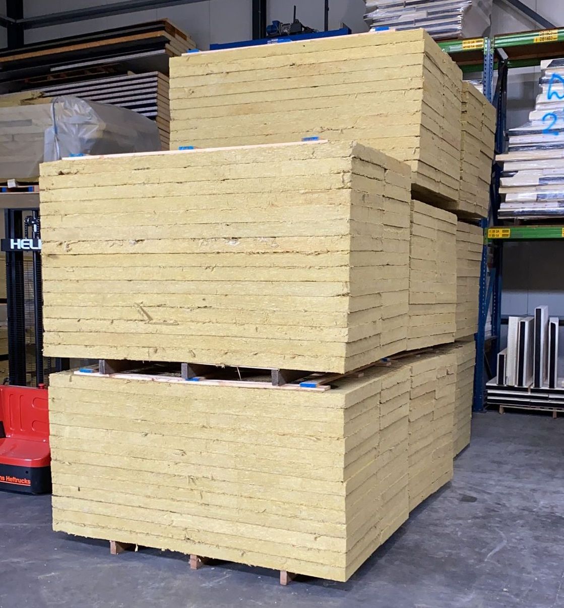 BVB Isolatiepanelen Zaltbommel: Tweede-keus-sandwichpanelen